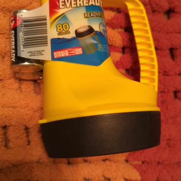 everready | Other | Yellow And Black Flashlight | Poshmark